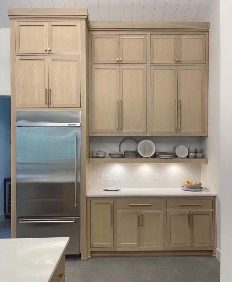 Stunning White Oak Kitchen Cabinets That Redefine Modern Elegance
