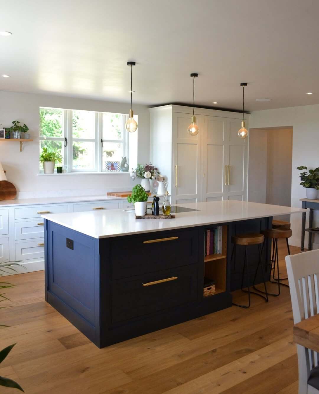 Farmhouse Kitchen Ideas That Blend Rustic Charm With Modern Comfort