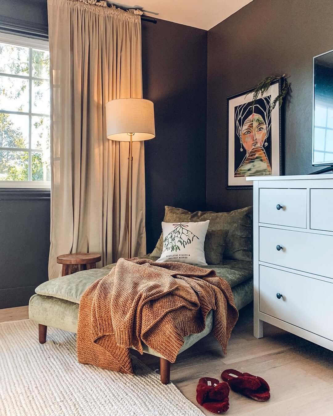 27 Hygge Bedroom Ideas to Create a Cozy, Calming Sanctuary - Evinco Design