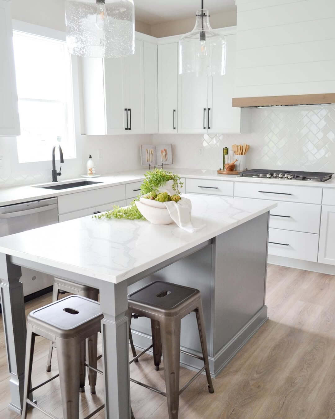 Stylish Kitchen Counter Decor Ideas That Instantly Elevate Your Space