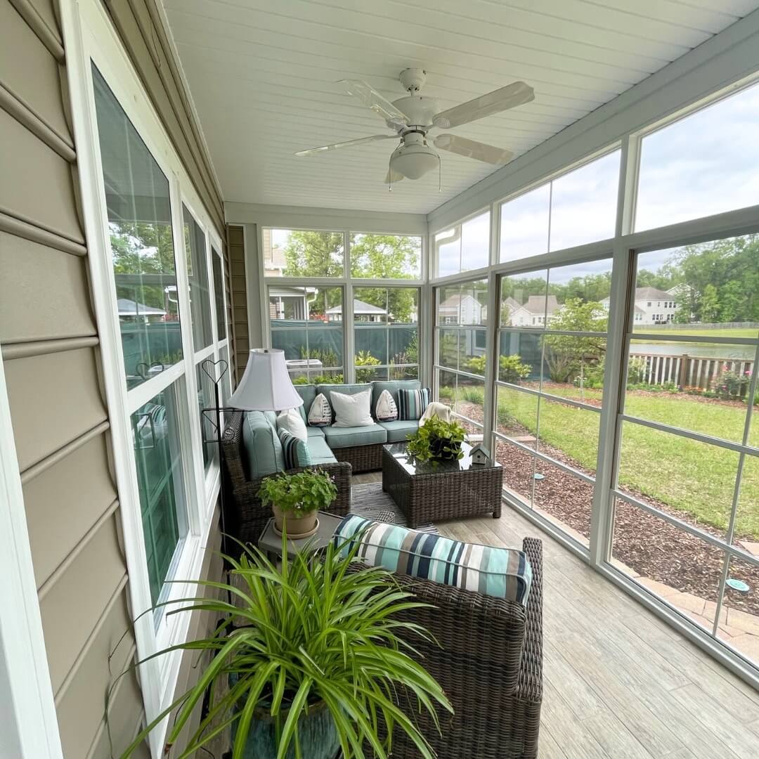 28 Back Porch Ideas to Transform Your Outdoor Space into a Relaxing ...