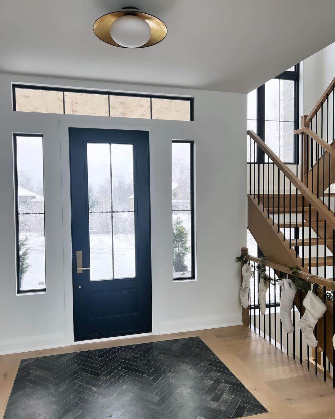 How to Maximize Your Space with Modern Entryway Ideas