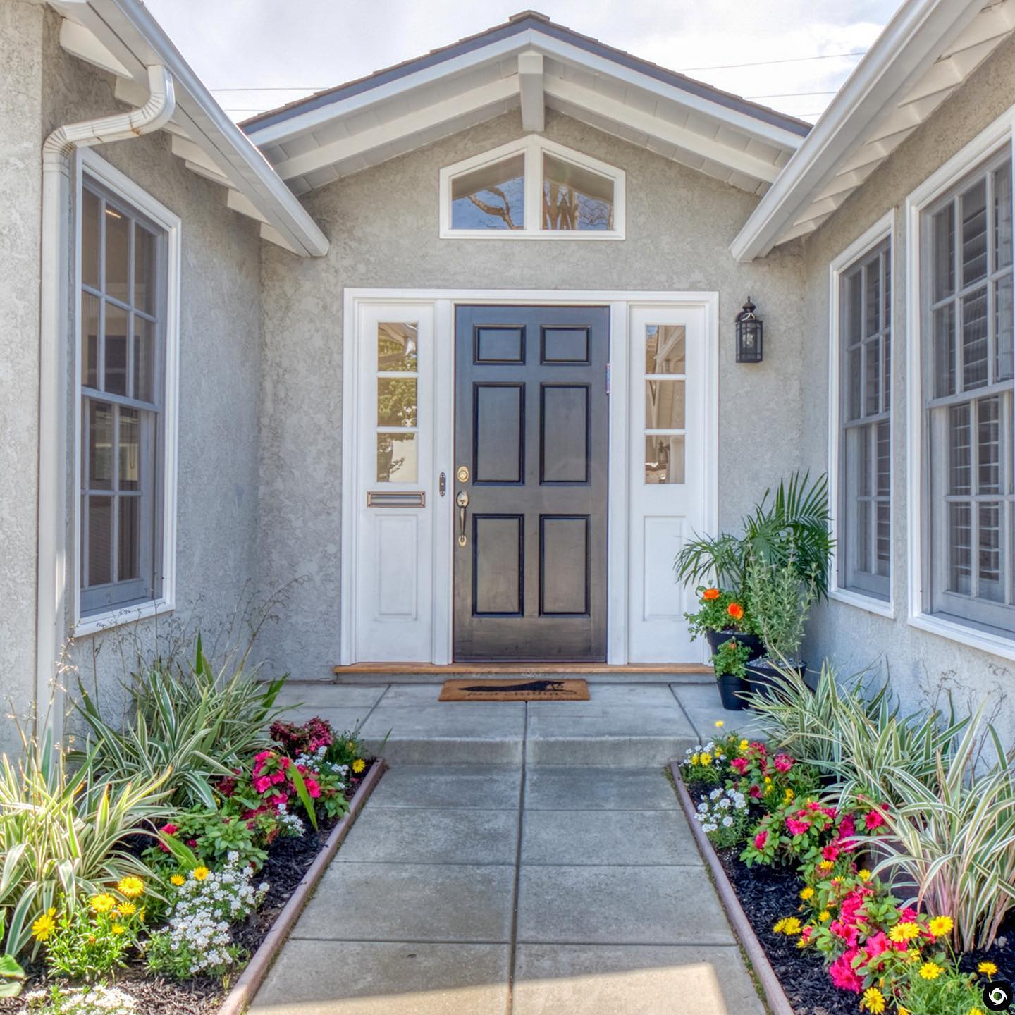 28 Stunning Home Entrance Ideas That Make a Lasting First Impression ...
