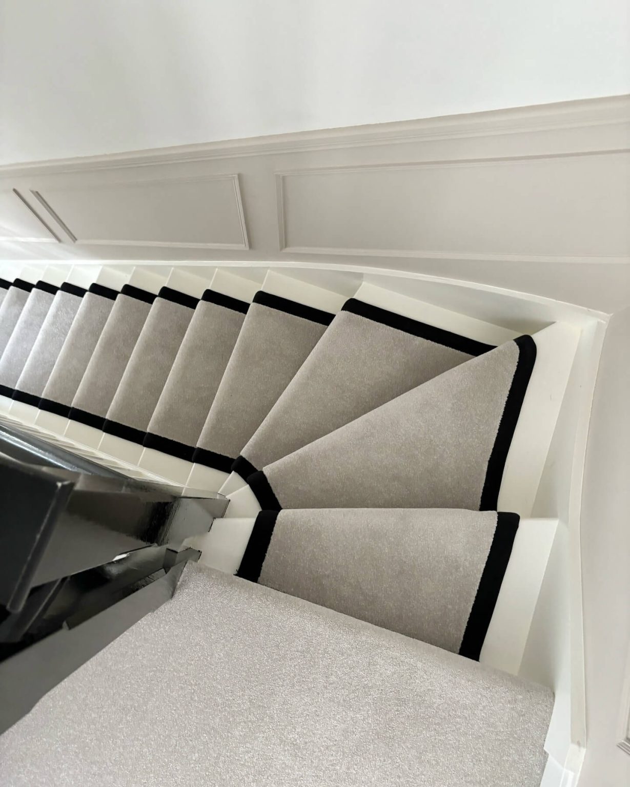 Stunning Stair Runner Ideas to Elevate Your Home’s Style