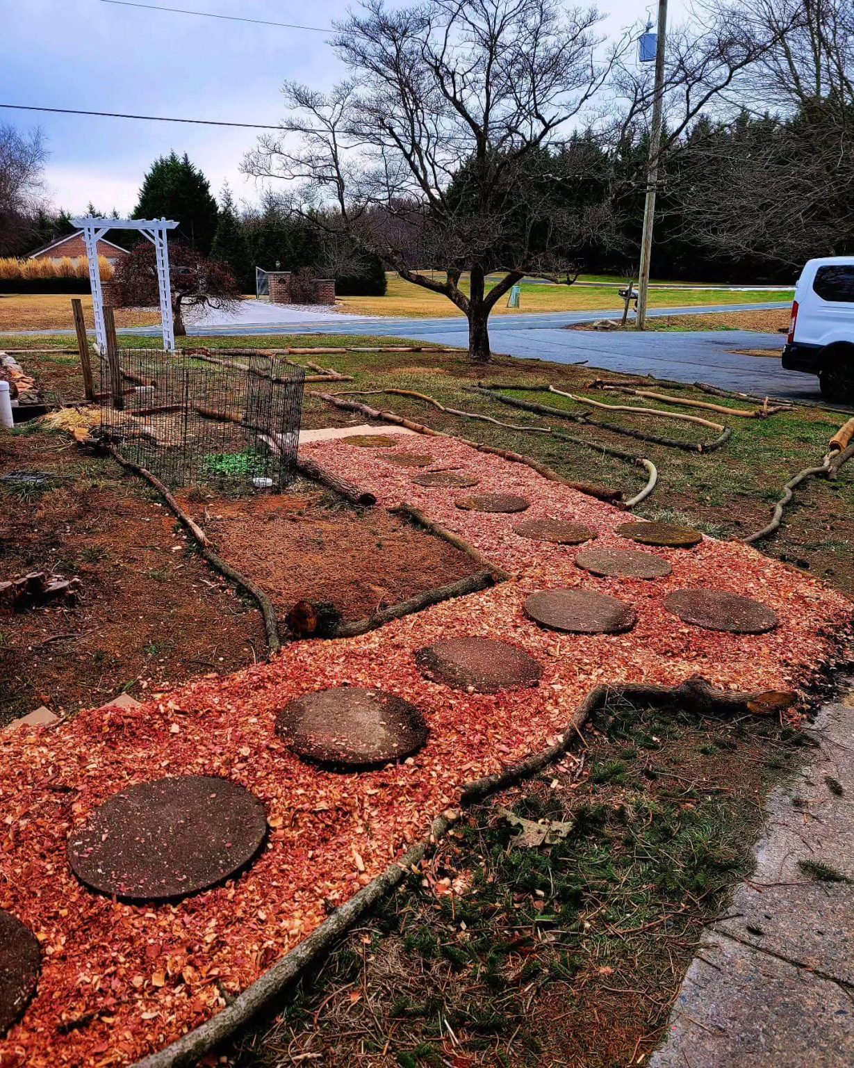 Creative Stepping Stone Ideas to Transform Your Garden Path