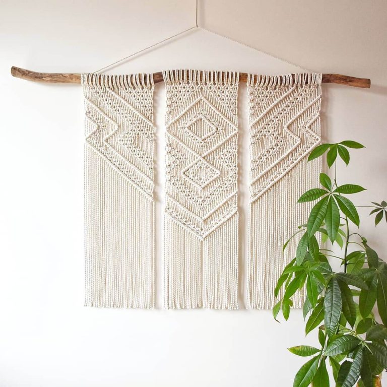 How to Decorate Your Walls with These Hanging Ideas