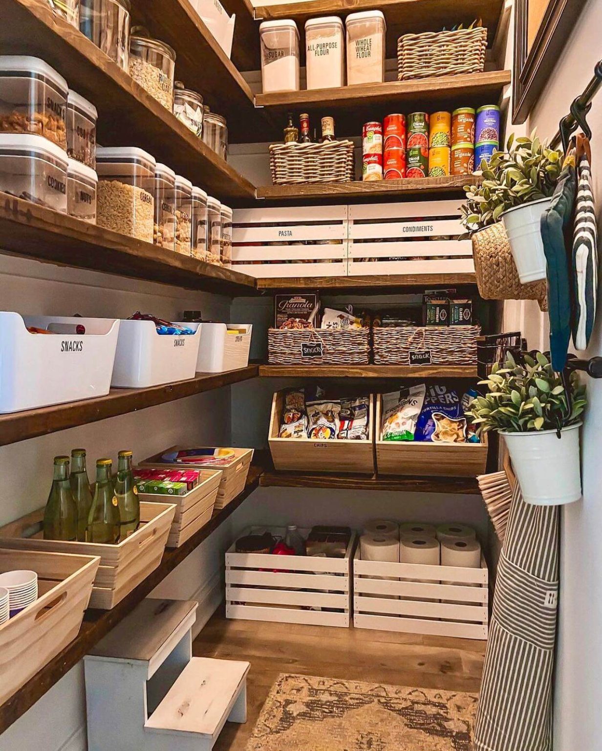 The Best Bloxburg Pantry Ideas for Any Home Design