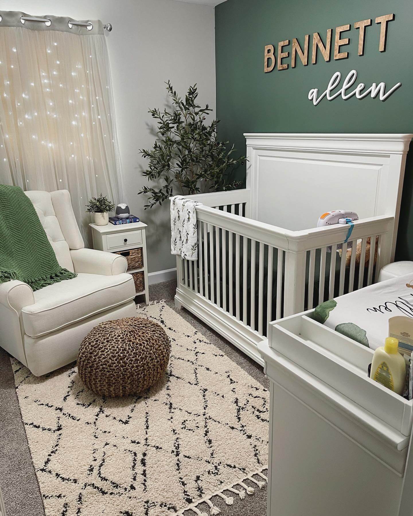 How to Decorate a Small Nursery with These Simple Ideas
