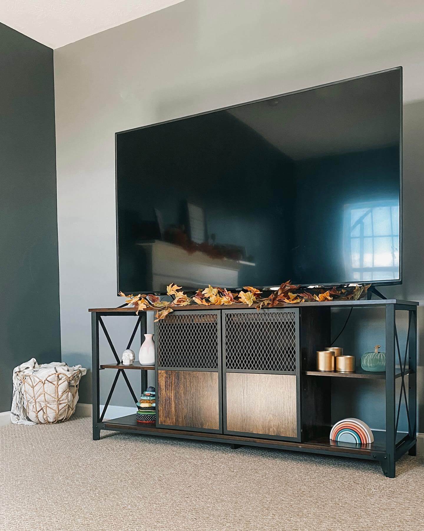 Thanksgiving TV Stand Decor Ideas to Cozy Up Your Living Room